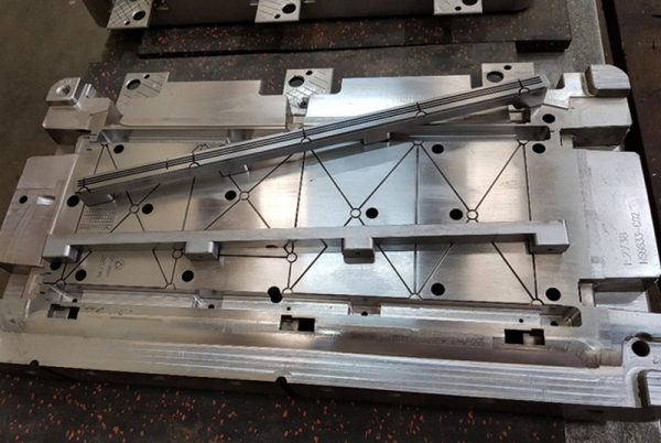 Mold modification « Cover » | EXXELTECH